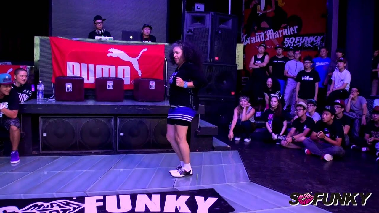 Judge Solo - Ana "Lollipop" Sanchez @20130714 Funky Muah Battle - YouTube