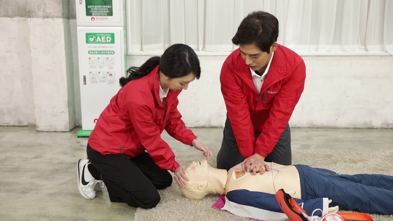 How To Cpr And How To Use Aed Youtube