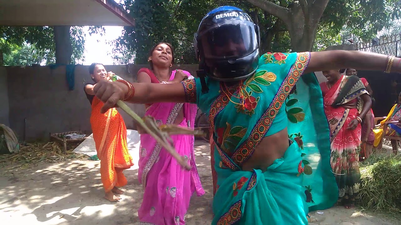 Comedy dancer - YouTube