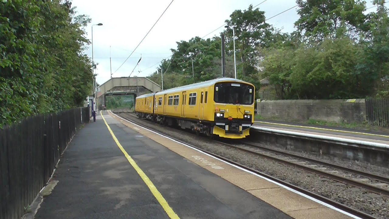 Trains at Cramlington Station RARE TRAINS (Feat class 57s,170,950 ...