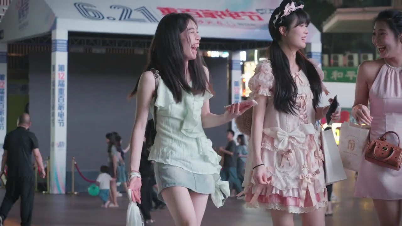 Chinese sand dance,Can we see each other again? 7.6 - YouTube