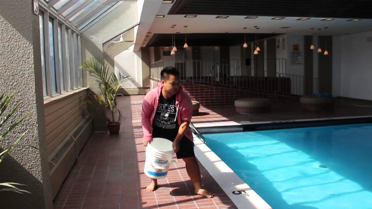ALS Ice Bucket Challenge | 360 Pool Jump - YouTube