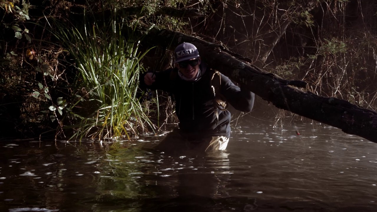 Olly Phillips and the Cox river - YouTube