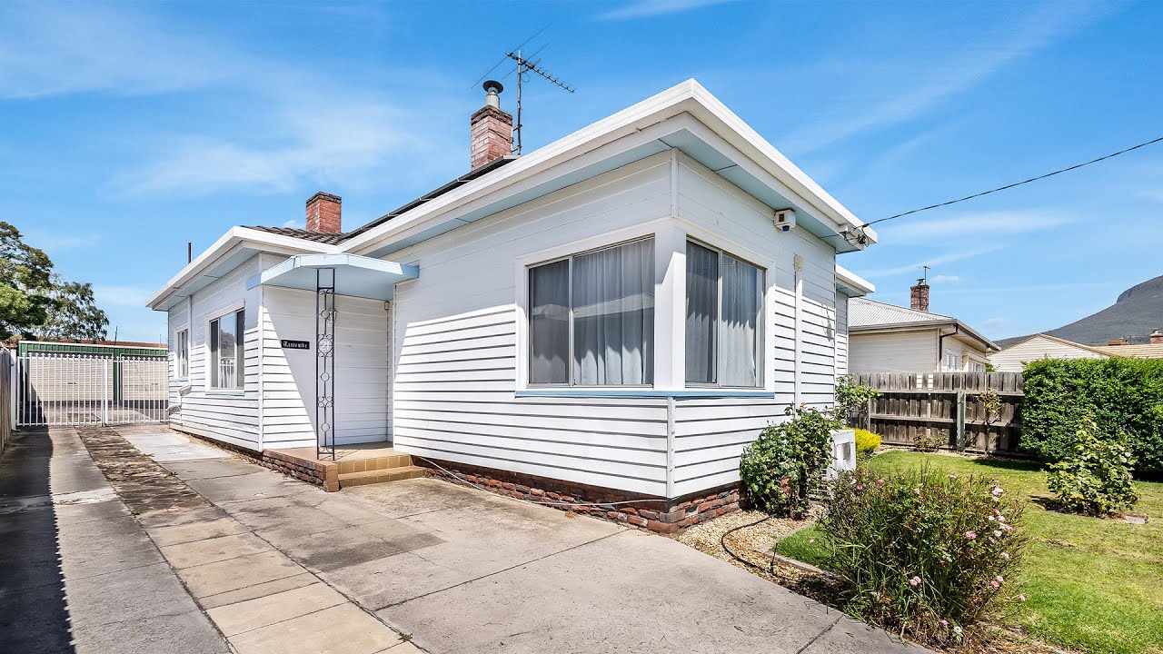 21 Elwick Road, Glenorchy | Tony Bacic | Roberts Real Estate - YouTube