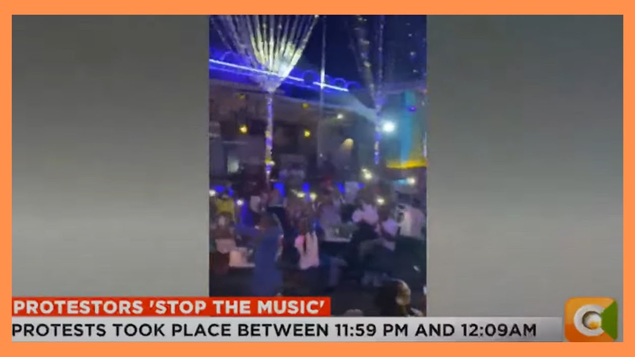 Protesters stop music, chant anti-Ruto slogans in clubs and bars - YouTube