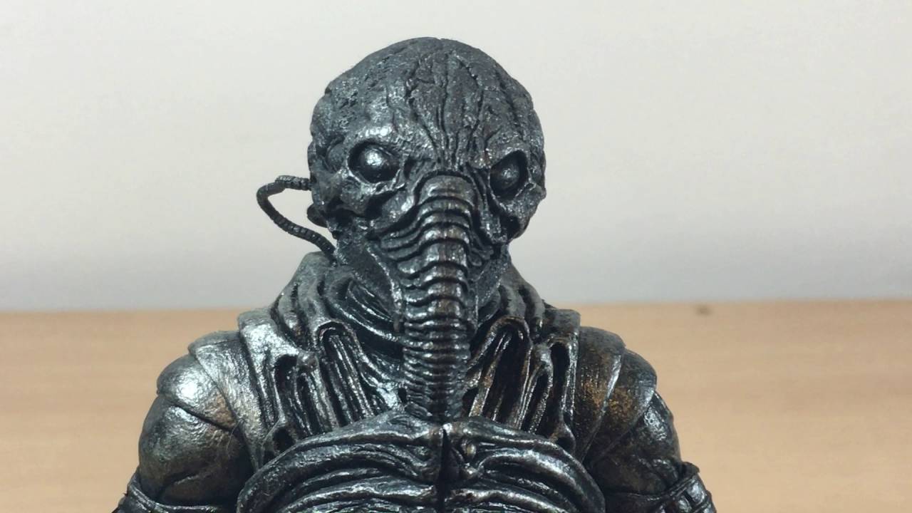 Prometheus Chair Suit Engineer (Space Jockey) de NECA en Español - YouTube