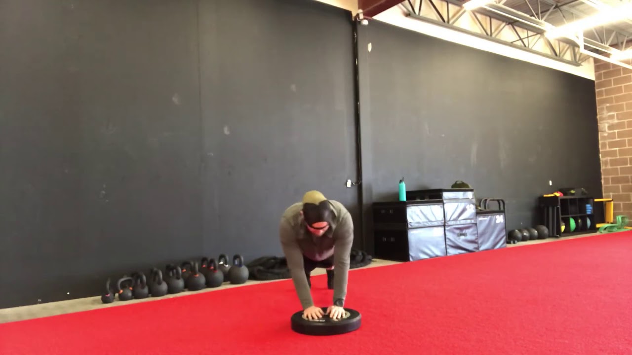 Plate Walk Over Push Up - YouTube