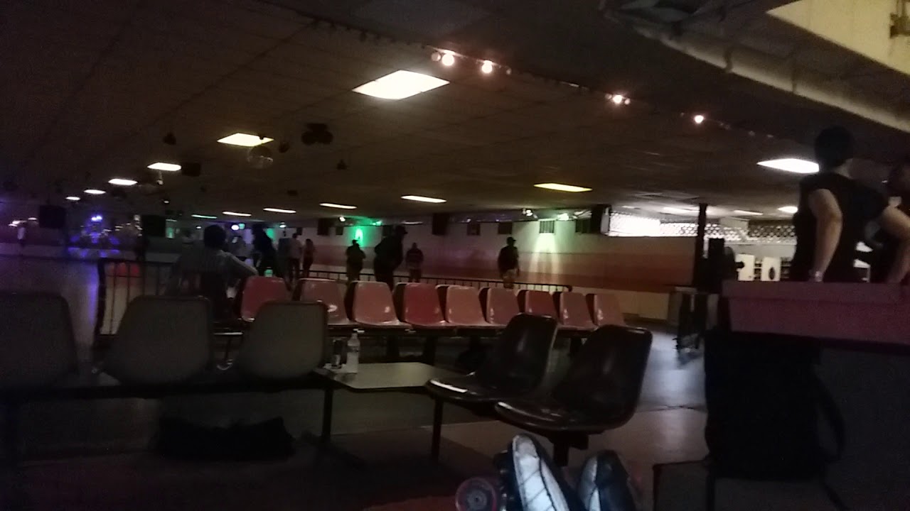 Sunday night Adult Skate at Hoover - YouTube