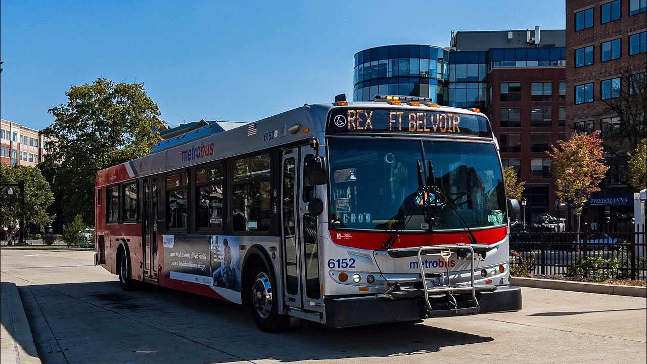 (Retired) WMATA Metrobus: 2006 New Flyer D40LFR 6152 on Route REX ...