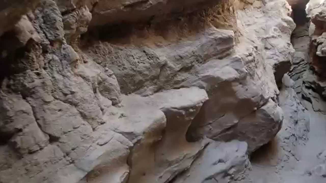 Hiking The Slot Canyon - Anza Borrego Desert State Park, California ...