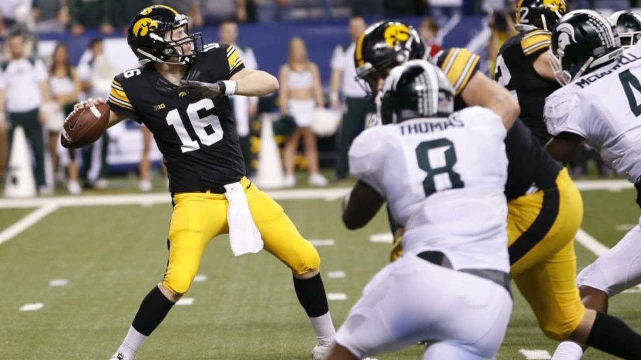 Every Iowa Football QB's Career Highlights (2008-2019) - YouTube