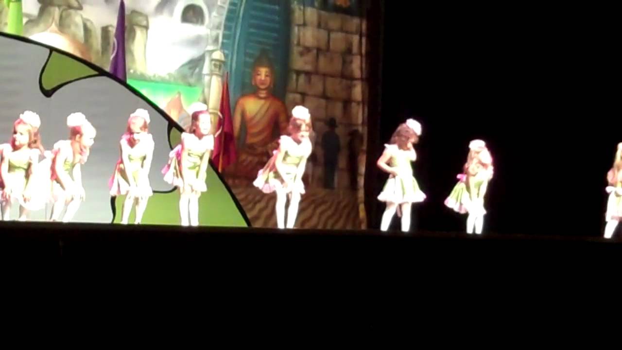 Peyton's First Ballet Recital GGSOD.mp4 - YouTube