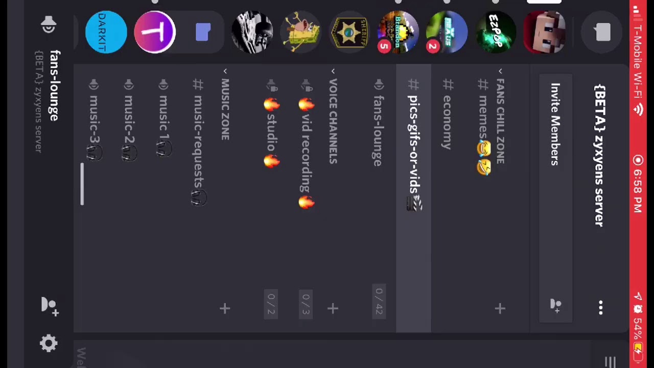 NEW YT DISCORD SERVER - YouTube