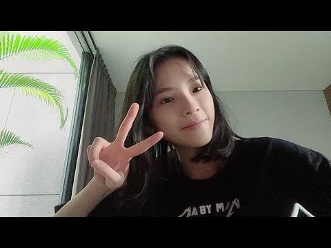 Live Showroom Lyn JKT48 - 21-6-23 - YouTube