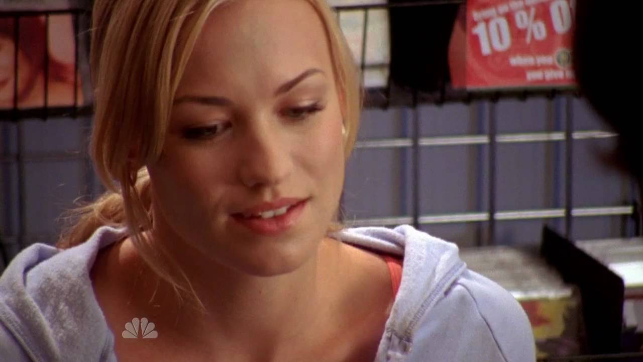 Chuck Versus Santa Claus 2x11 Chuck & Sarah Scene HD - YouTube