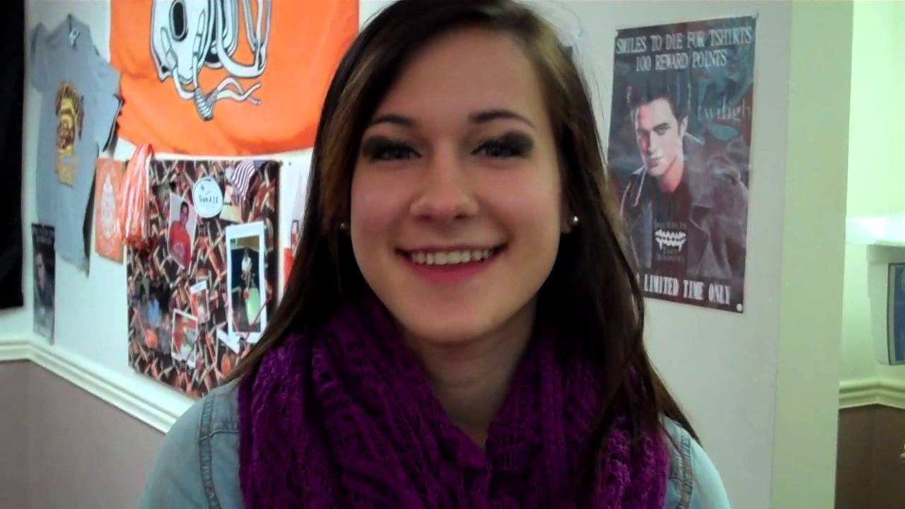 Emma new smile is gorgeous - YouTube