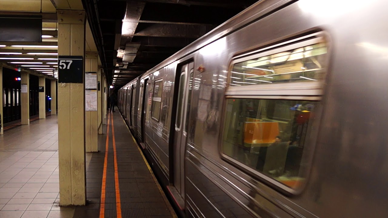 MTA NYCT Subway R68 (W) leaving 57th Street-7th Avenue(Broadway Line ...