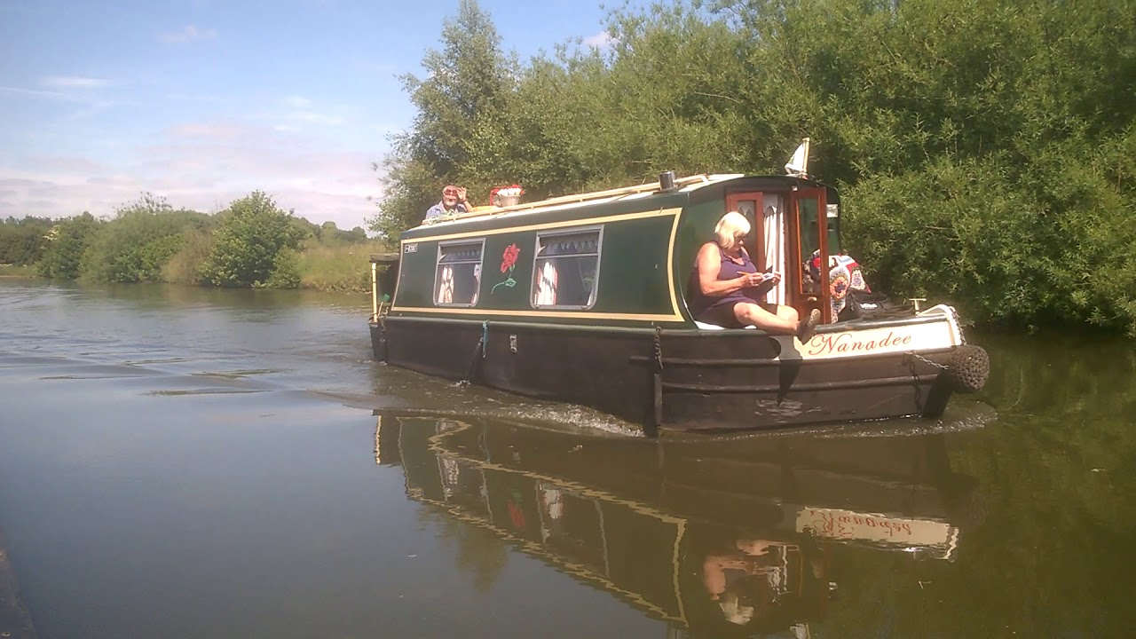 Mick Sivewright Owl Class 23ft Narrowboat With a Vetus 2 cylinder ...