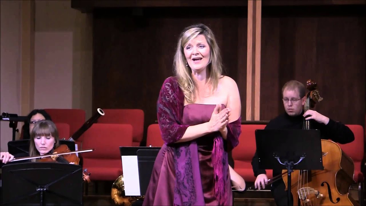 Amanda Casta Diva 2 - YouTube