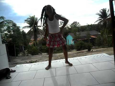 Duda Dança Kuduru (8'