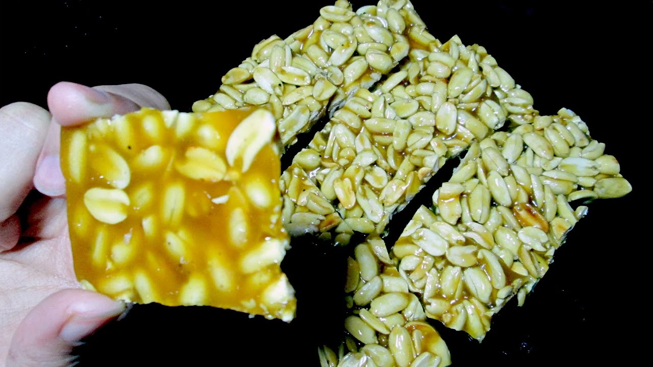 Peanut Chikki Recipe - Homemade Moongfali Gachak - Peanut Candy Recipe ...
