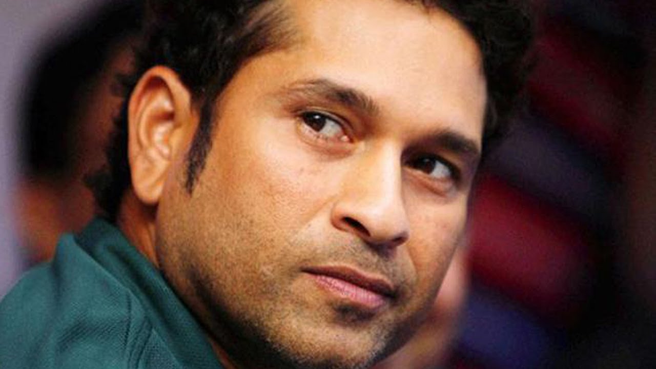 Mukesh Ambani Honours Sachin Tendulkar For His 100th Hundred - YouTube