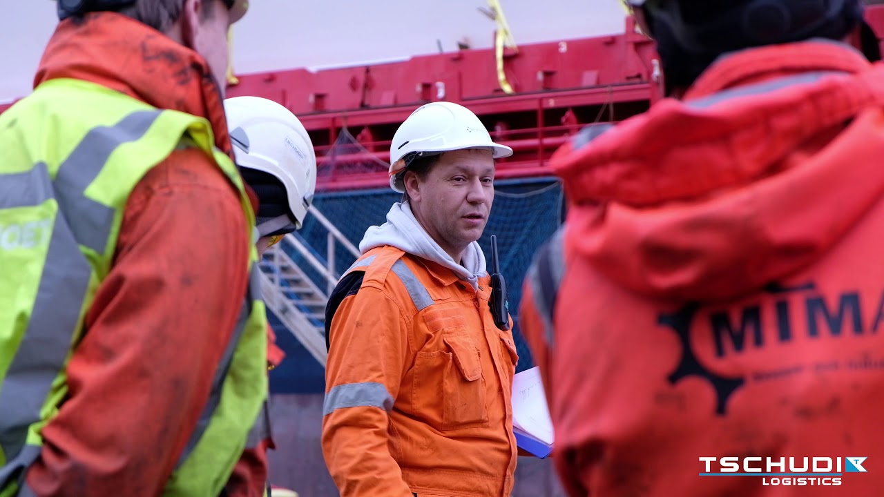 Delivery of 42 bridge elements for the Hising Bridge. - YouTube