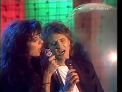 Stefan Waggershausen & Alice - Zu nah am Feuer - YouTube