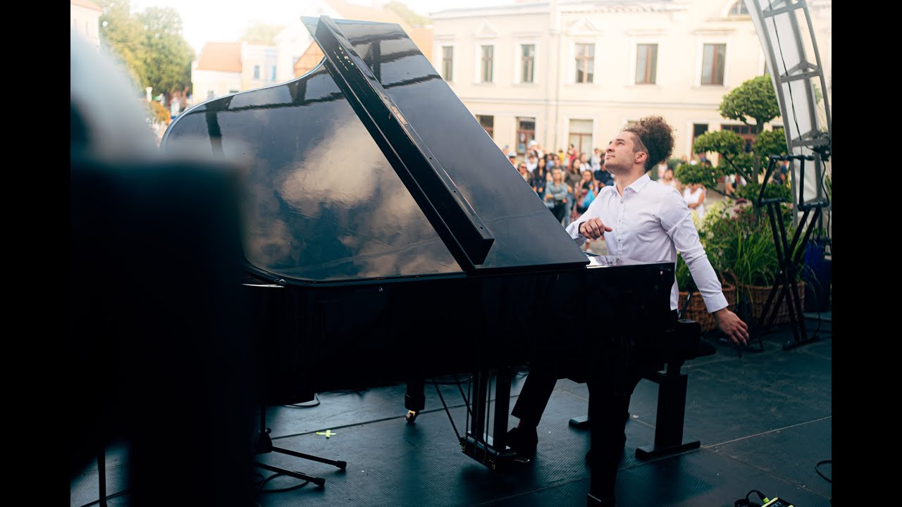 Chopin - Etude in C Minor, Op. 10/12 "Revolutionary" (Artem Tereshchenko) - YouTube