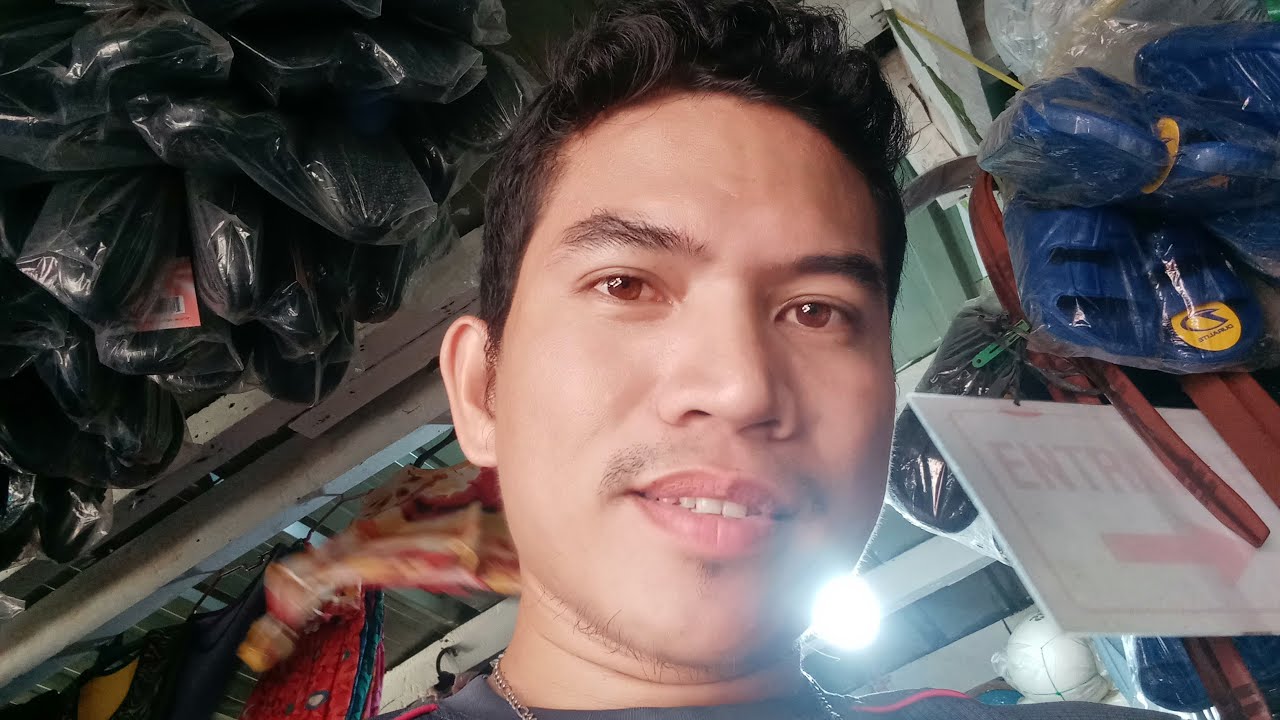 junjun TV18 is live! sls for wh happy Friday everyone - YouTube