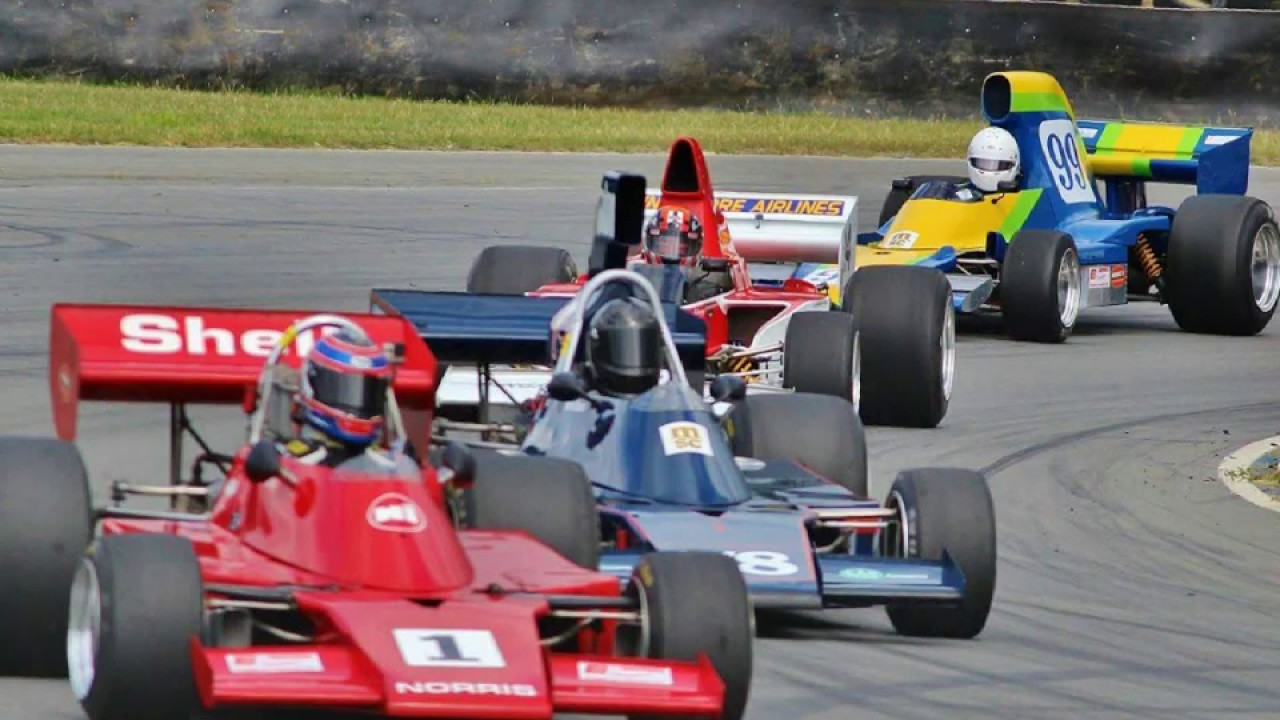 Skope Classic car racing 2016 - YouTube