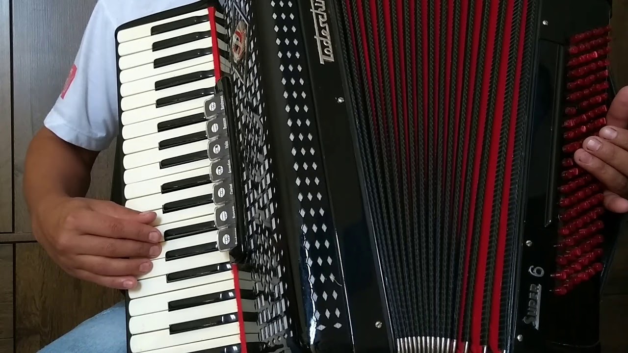 Vídeo aula Acordeon "Festival Rampazzo" Mangabinha instrumental - YouTube