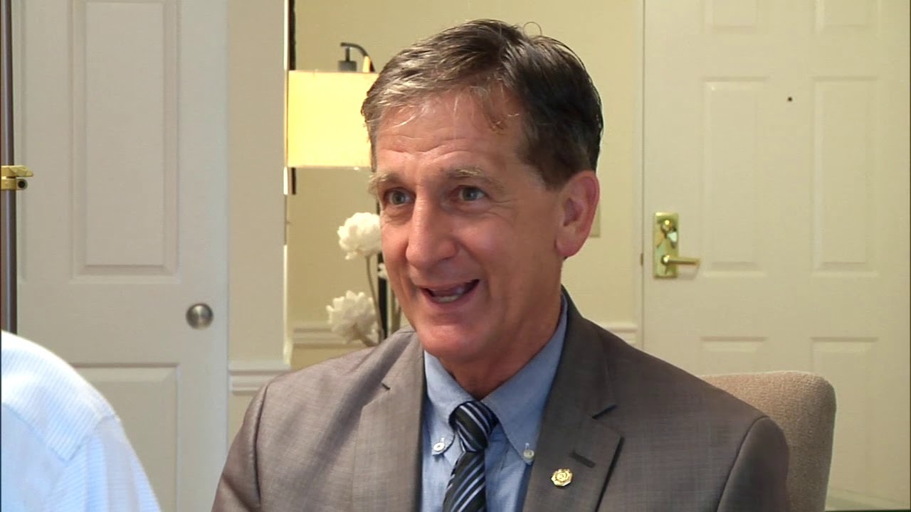 Leonard DeLong and Donald Van Roden Tell Their War Stories - YouTube