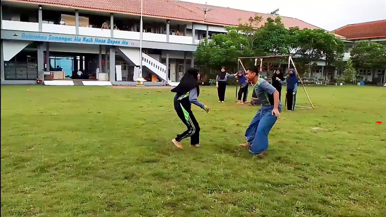 Permainan Bentengan|kelompok 1 - YouTube