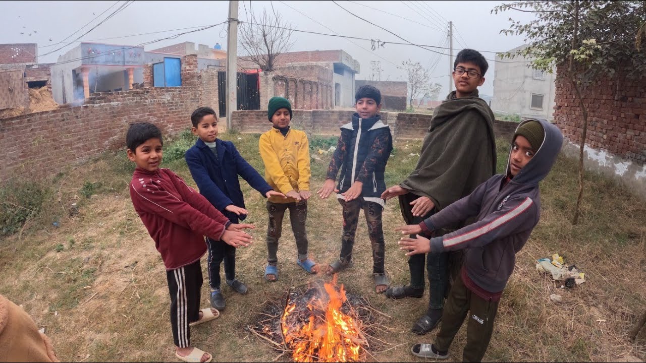 Impressive Village Life in Sialkot Pakistan | Zia Ahmad Awan - YouTube