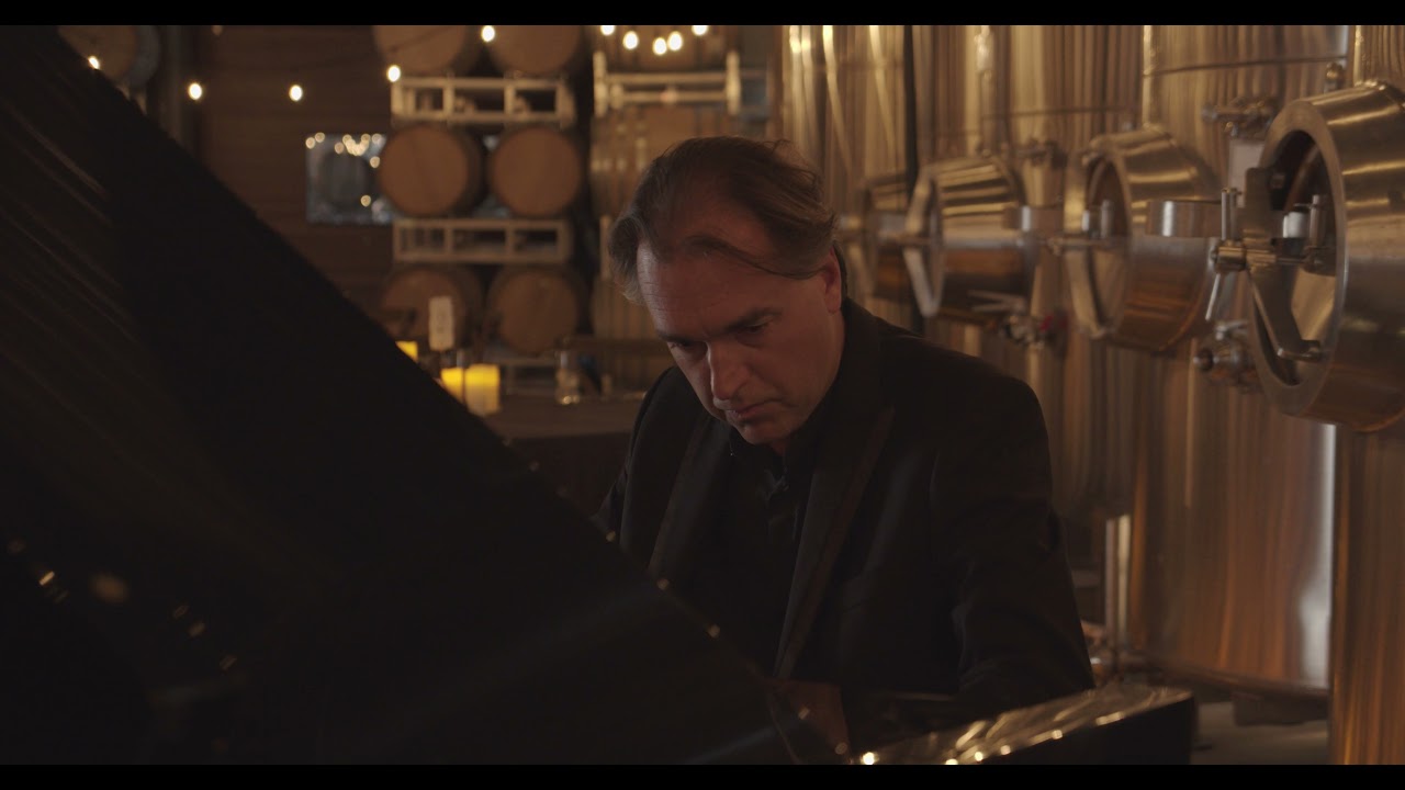 Jewel Events - Glow Candlelight Concert - YouTube