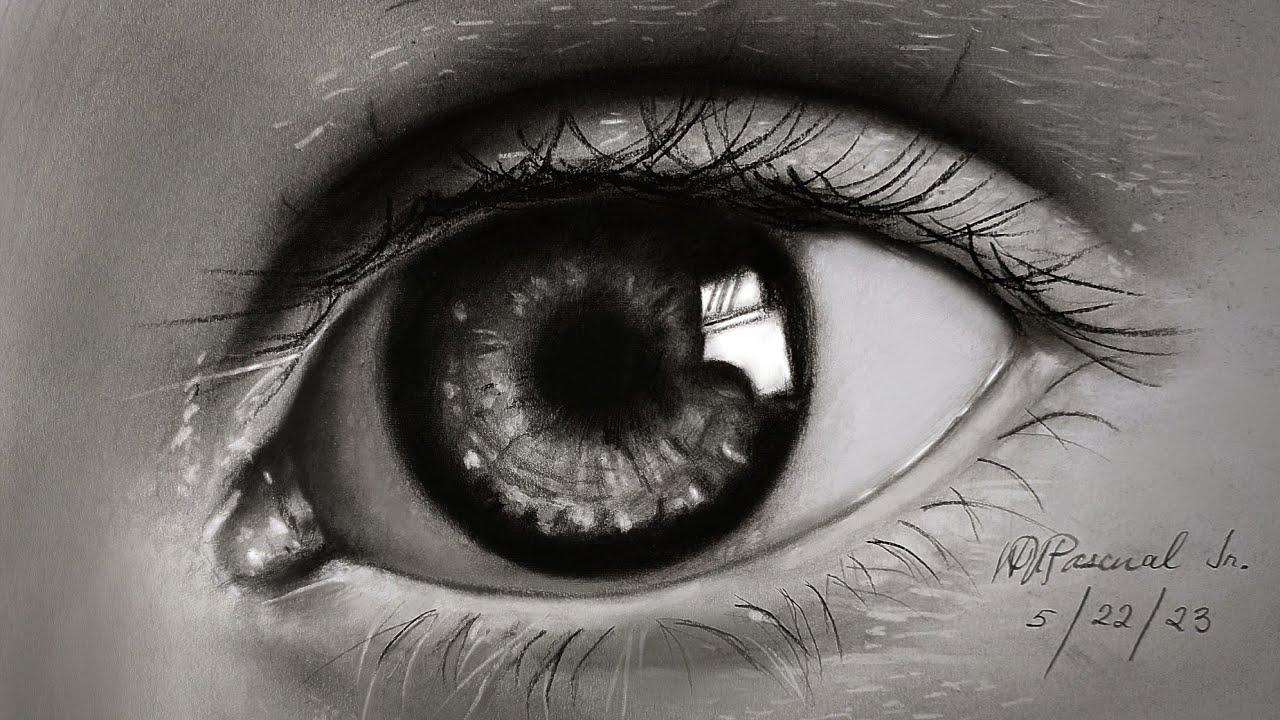 Drawing an Eye with Graphite and Charcoal | Sped Up Video - YouTube