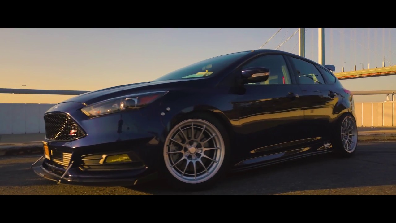 Ford Focus ST (4K Mavic Footage) - YouTube