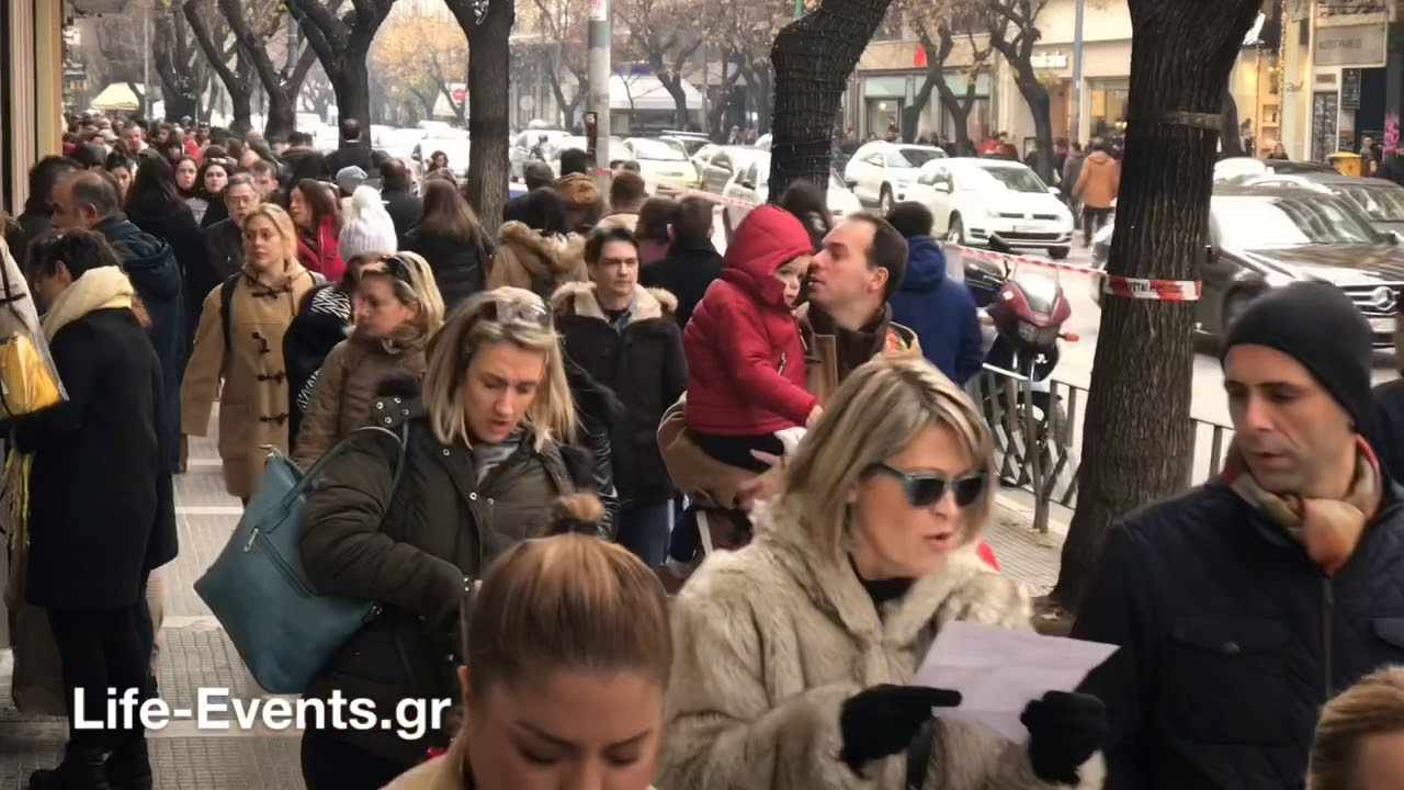 Γεμάτη από κόσμο η αγορα της Θεσσαλονίκης - YouTube