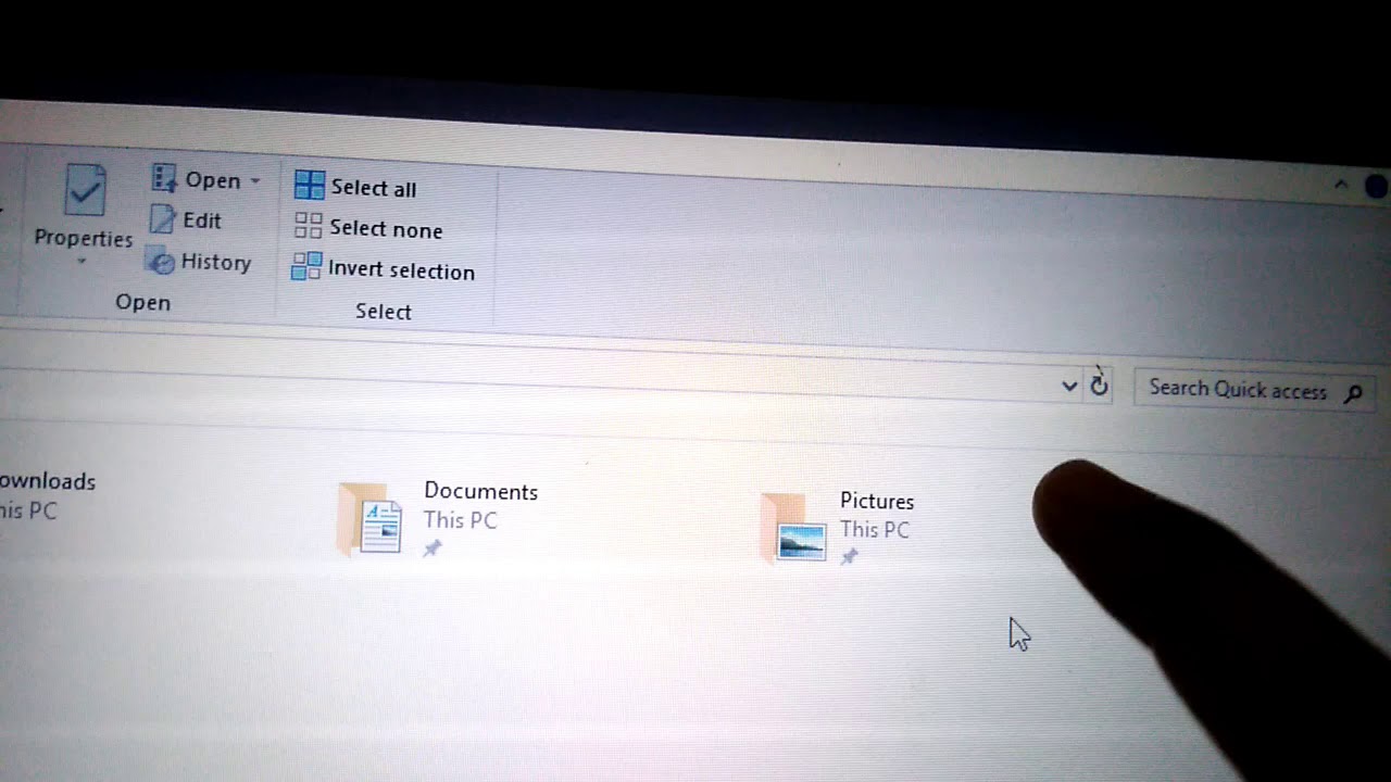 Semut dalam monitor LCD - YouTube