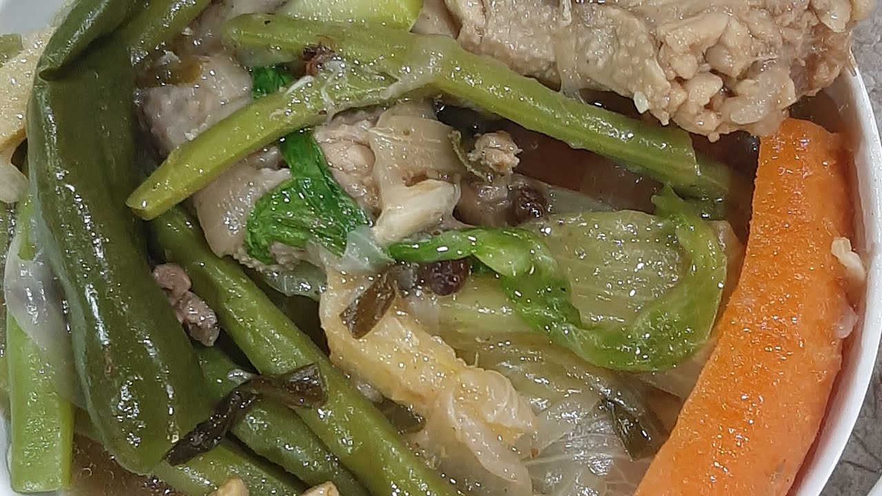 Gulay At manok #fypシ #foodblogger #cooking #everyone #cookingchannel # ...