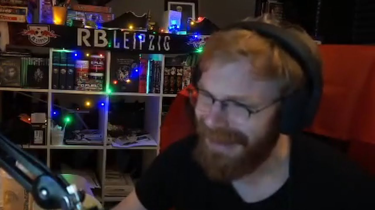 German Streamer Has An Emotional Breakdown - YouTube