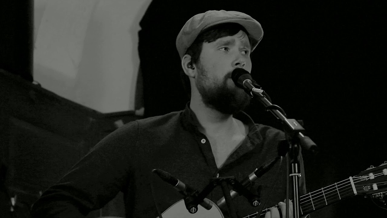Pallut "Die Straße (live)" - YouTube