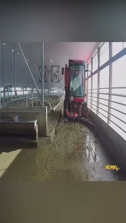 Nuhn Self-Propelled Alley VAC | Farming Machine - YouTube