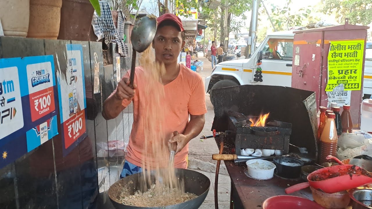 Nepali Chef's Super Skills at Mumbai🤠 | Anda Fried Rice - YouTube