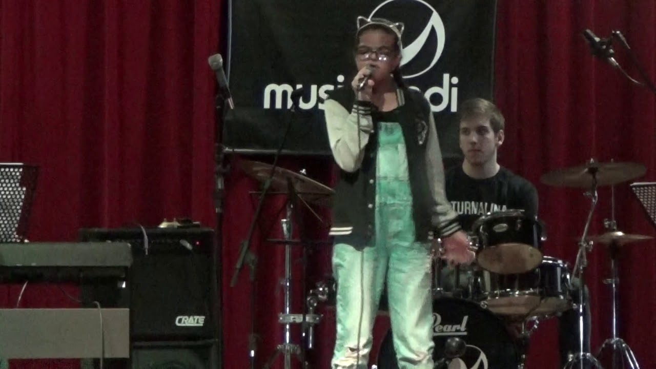 Rafaela Simões - City of Stars - YouTube