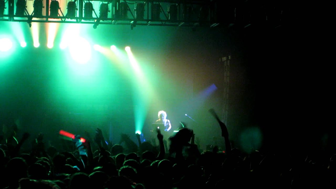 Laura Low (DJ Laura)_Des Moines, Iowa - YouTube