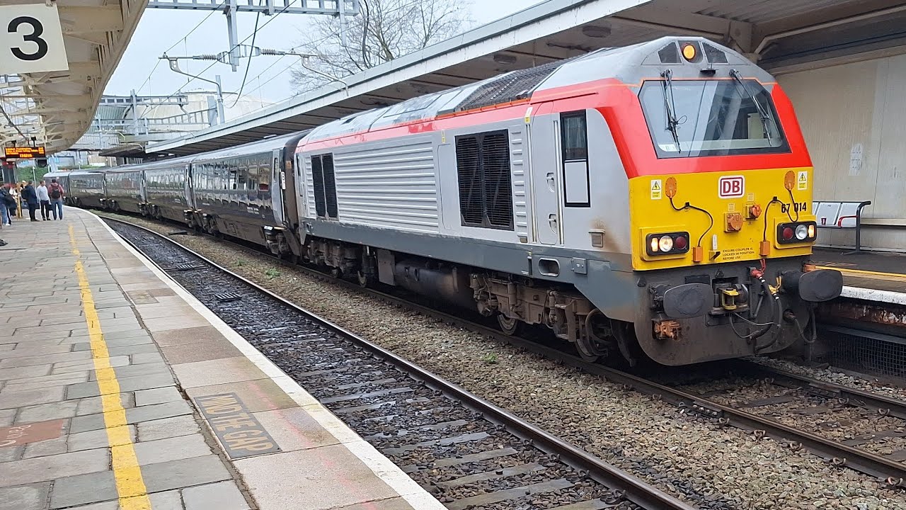 epic tones, trains @ Newport inc 67014,66510,66508,66563 43013,43062 ...