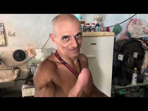 OSIAS MOSTROU SUA REALIDADE HUMILDE AOS 58 ANOS E NO SHAPE 