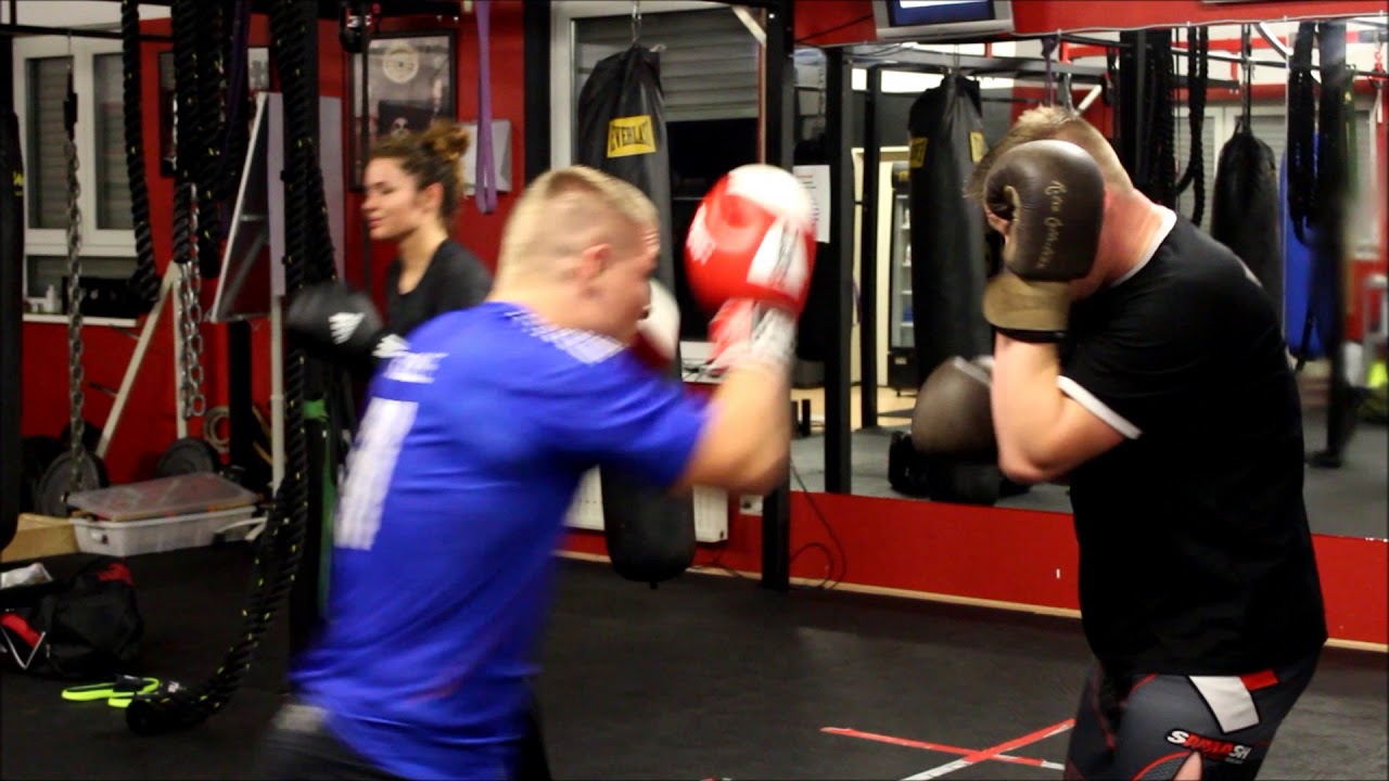 Evolution MMA & Fitness Offenburg - Stand up Sparring - YouTube